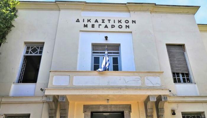 Απίστευτο περιστατικό στη Λάρισα: 65χρονος έδειρε τη σύντροφό του ...